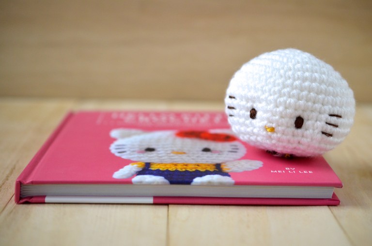 Exclusive Hello Kitty Crochet Tip #1: The head-molding exercise ...