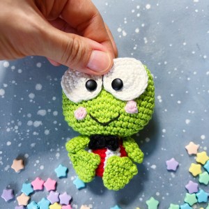 Free pattern: Keroppi – amiguruMEI
